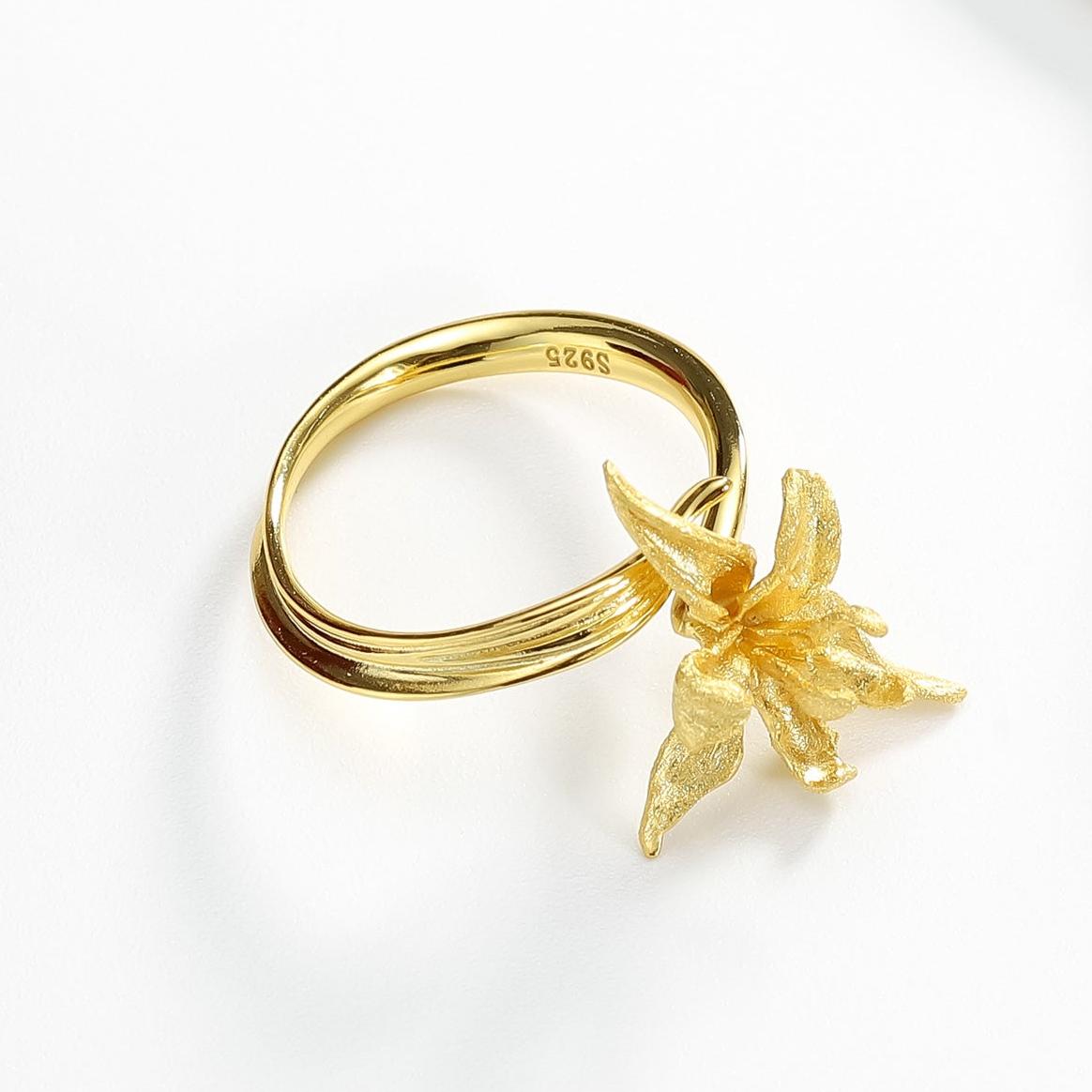 Selenichast Iris Flower Ring | Iris Jewelry | Sterling Silver Iris Ring | 18K Gold Plated Iris ...